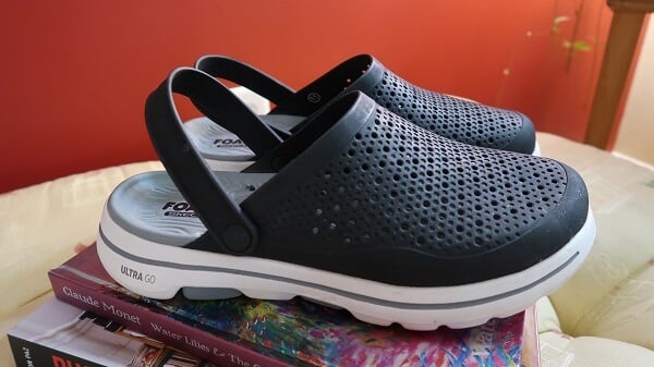 8 Best Skechers That Look Like Crocs (Comfier) – Shoeuphoria Store